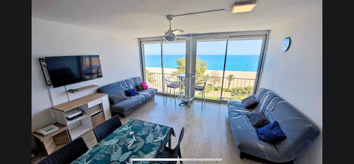 Beau Studio Climatisé De 33 M², Vue 180° Mer !!! - Plage du Racou