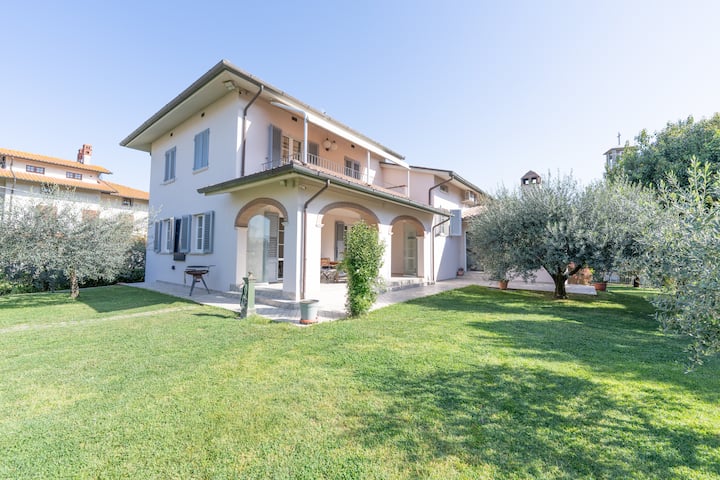 Luxury Tuscan Villa-private Garden-a/c-bbq - Arezzo