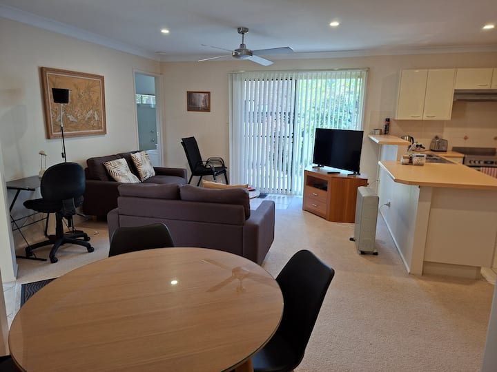 Rods Spot At Hawks Nest. - Tea Gardens