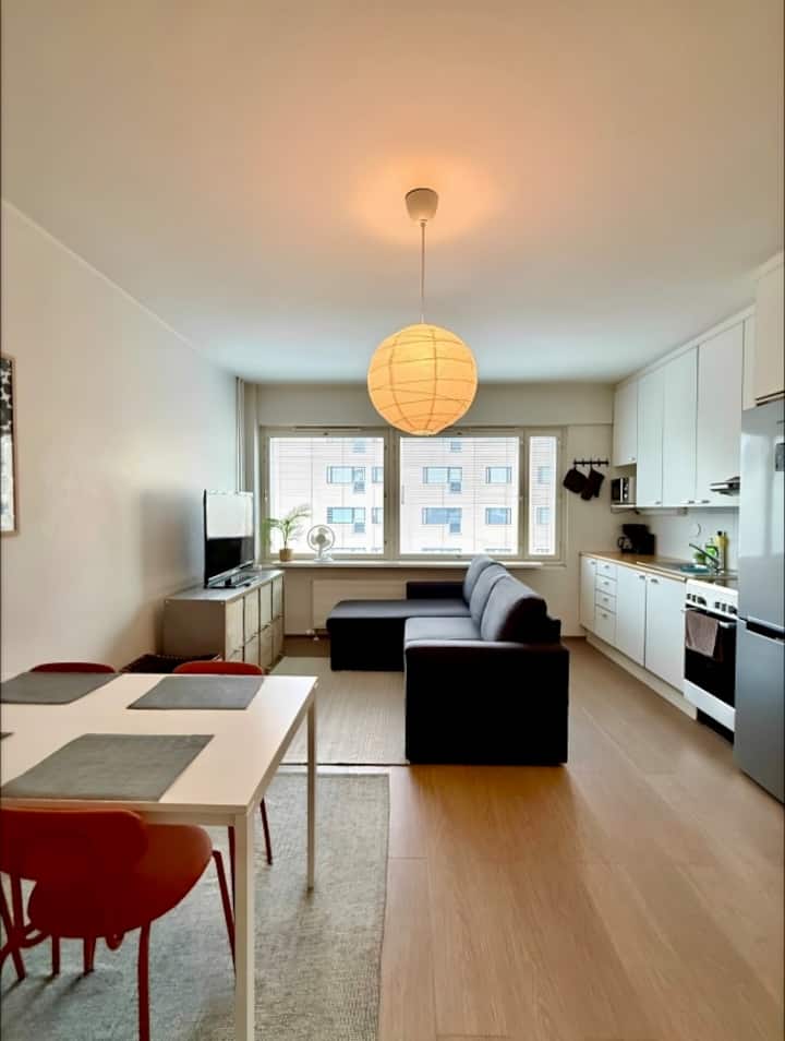 Cozy & Modern Studio Apartment (No Cleaning Fees) - Helsinki