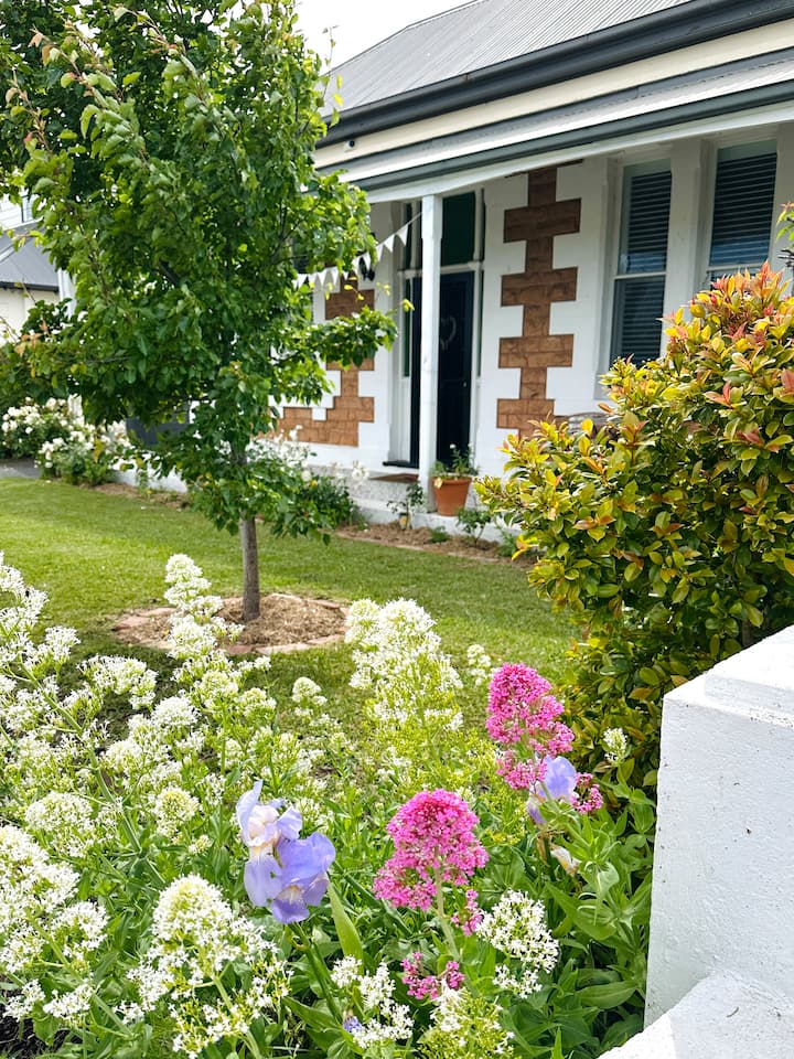 Adela Cottage - 5 Min Walk To Cbd And All You Need - Mount Gambier