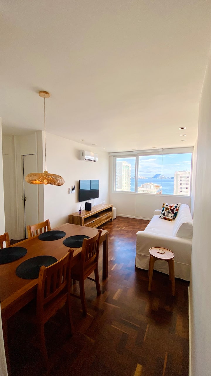 Ipanema Posto 9 Com Vista Do Mar - Brazil