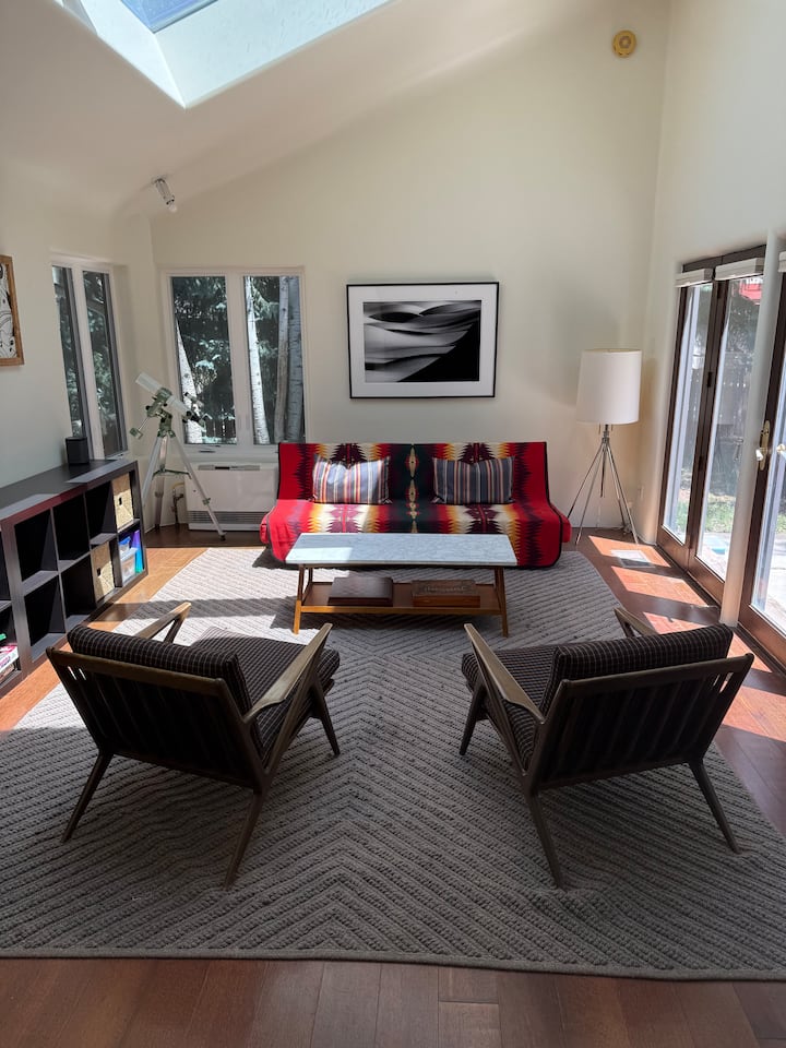 Modern, Cozy 3br +Loft, Hot Tub, Dogs Ok - Avon, CO