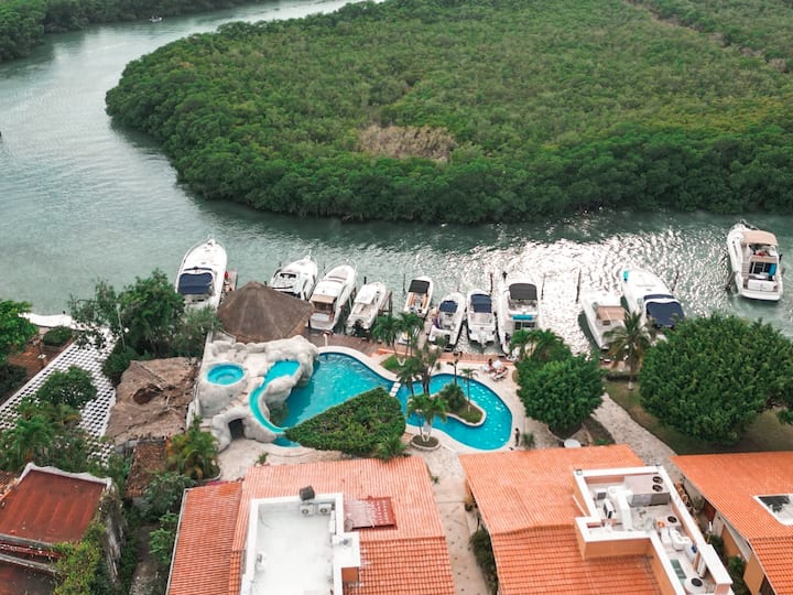Lovely Luxury Home At Hotel Zone Ac, Wifi - Cancún