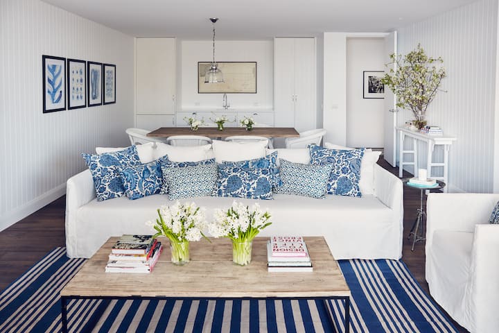 Bannisters By The Sea ~Collette Dinnigan Penthouse - Ulladulla