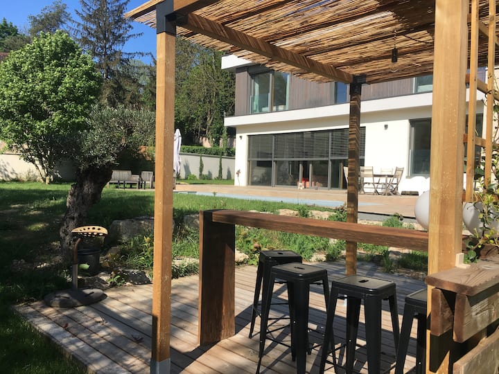 Villa Moderne Avec Piscine / All Comfort House - Lyon