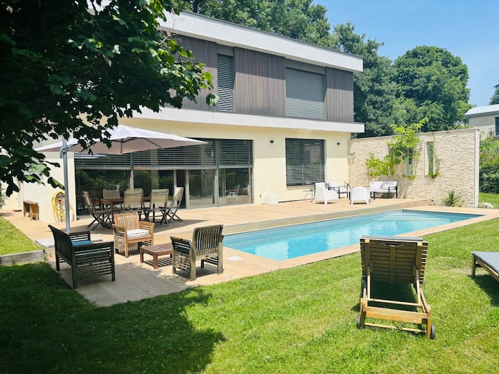 Villa Avec Piscine Proximité Immédiate De Lyon - Lyon