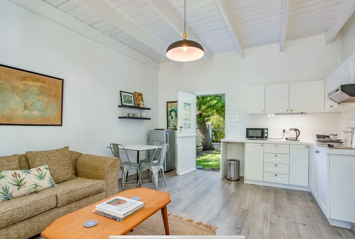 Mon Repos, Free Standing Cottage, Paarl, Cape Town - Paarl