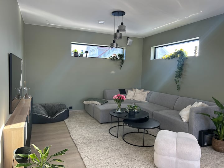 Stor Villa Med Koselig Uteplass På Jessheim - Jessheim