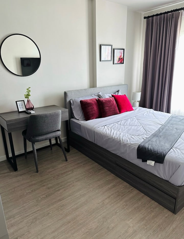 Dcondo Rin尚泰旁安静舒适干净,cozy Clean,near Central Fest - Chiang Mai