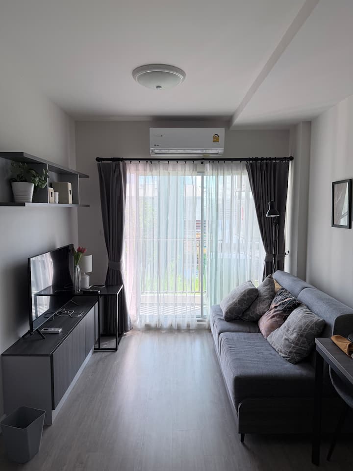 Dcondo Rin尚泰旁安静舒适干净,cozy Clean,near Central Fest - Chiang Mai