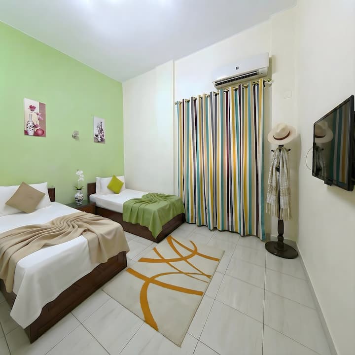 Hidden Stay W/ Private Bathroom | Downtown Cairo - Le Caire