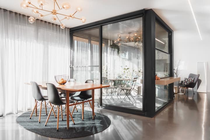 Designer Series Corner Apartment In Braddon - Exhibition Park in Canberra (EPIC)