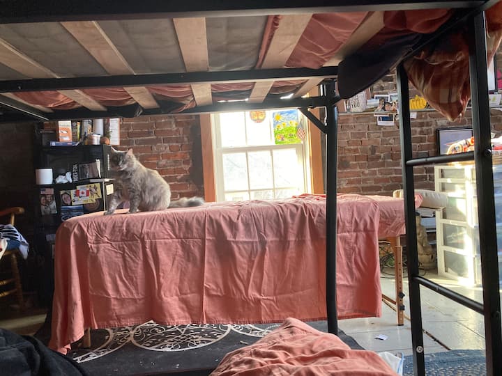 Sweet Northside Studio - Iowa City, IA