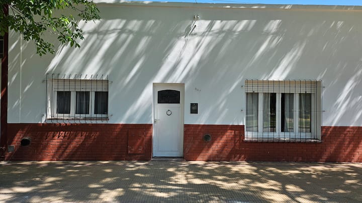 Casa Completa En Las Flores - Las Flores