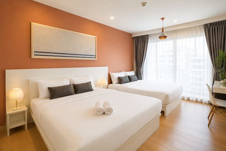Quadruple Room - Double King Bed - City Center - Chiang Mai, Thailand