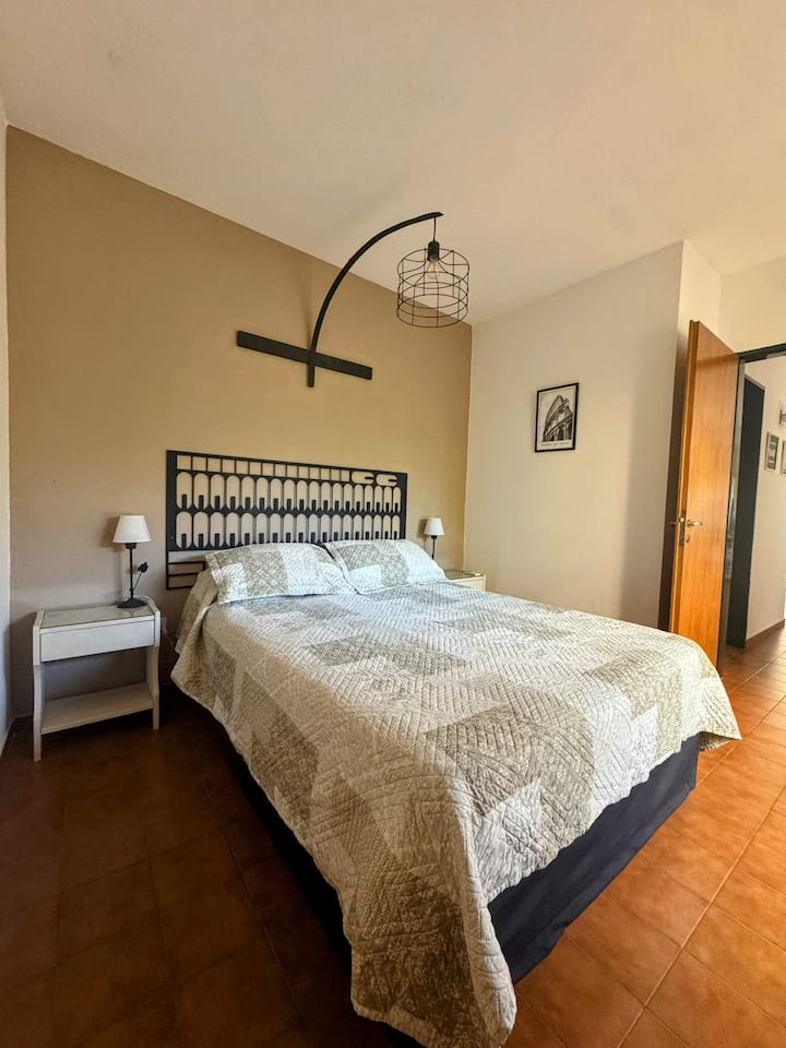 Departamento En Barrio Cerro De Las Rosas - Córdoba, Argentina