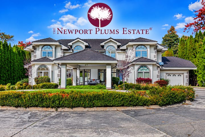 Luxury Estate | Pool, Spa & Walk Downtown - Sandpoint, ID