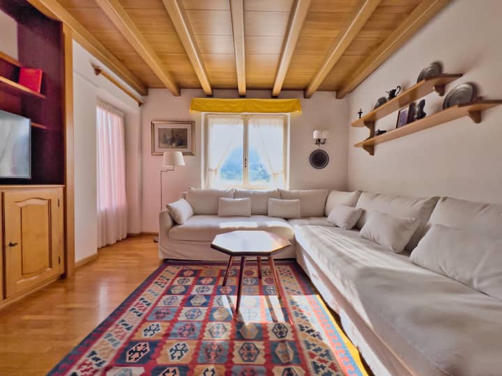 Bright Apartment With Mountain View - Cortina d'Ampezzo