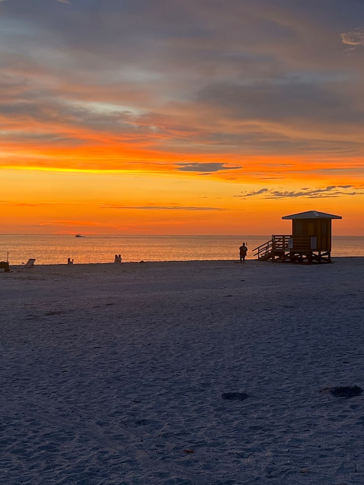 Shamrock Shore House - Venice, FL