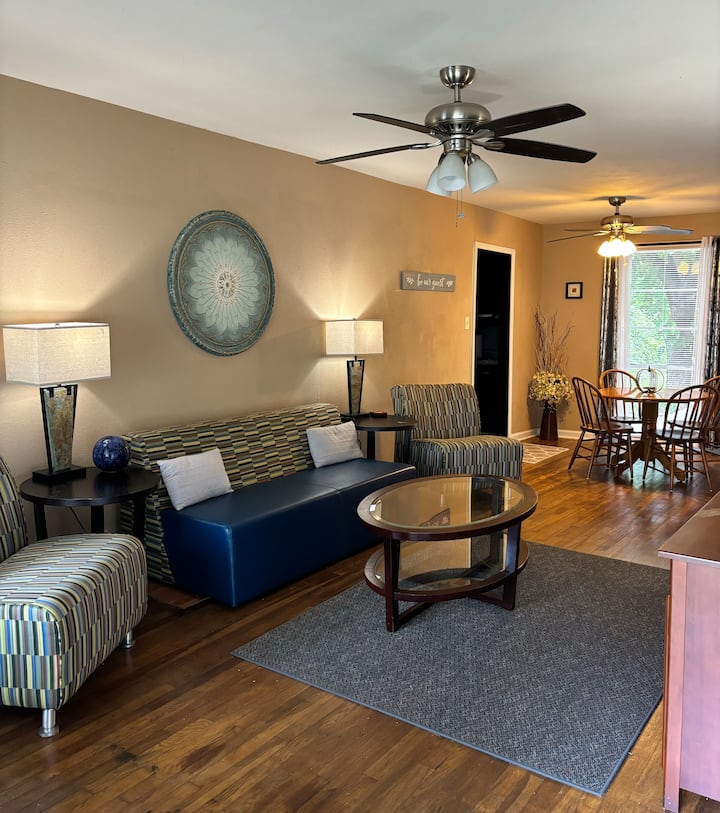 Sweet, Comfortable Living! - Arlington