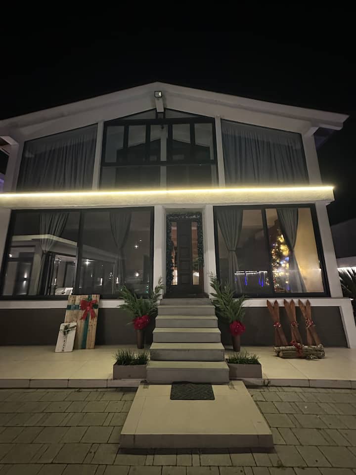 Isea Wood Villa Gjiri I Lalezit - アルバニア