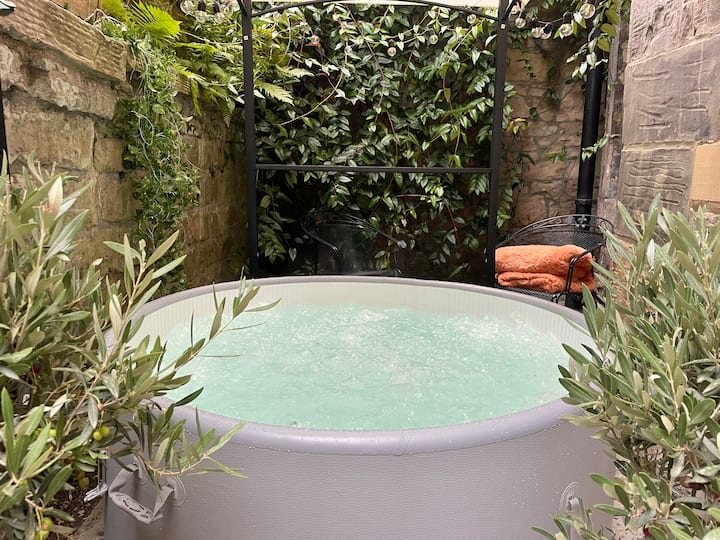 City Centre Luxury With Terrace Hot Tub - Edinburgh