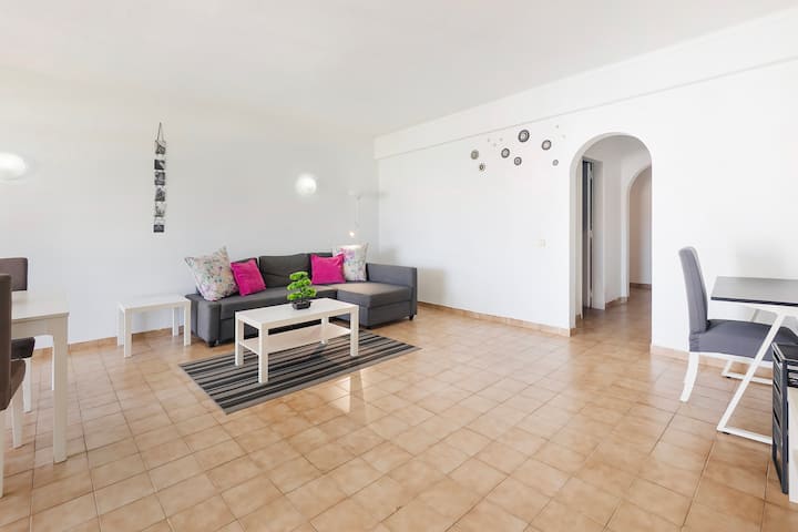Spacieux | Appartement Central | 6min Pied Plage - Albufeira