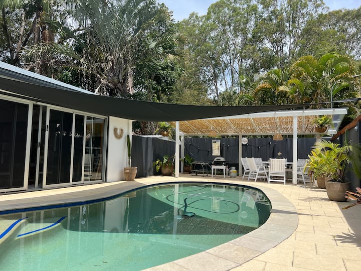 South Golden Tropical Leafy Paradise With Pool - Mullumbimby