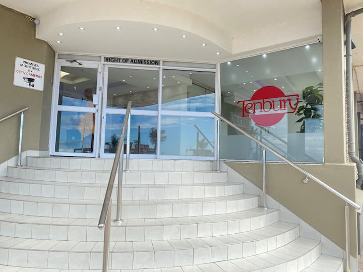 Beach View Apartment - Durban
