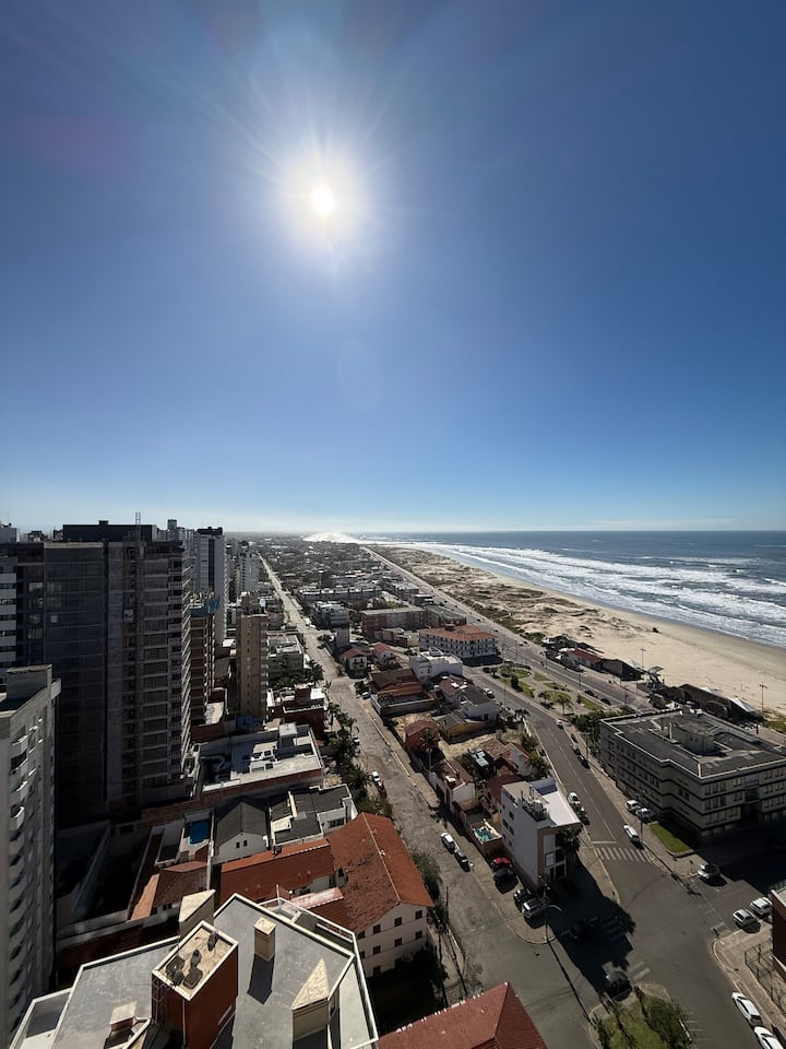 Apartamento Central Com Vista Para O Mar E Camareira Diariamente! - Torres