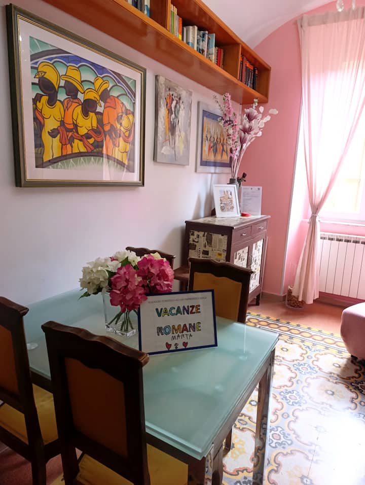 Roman Holidays Apartment At The Colosseum - Roma