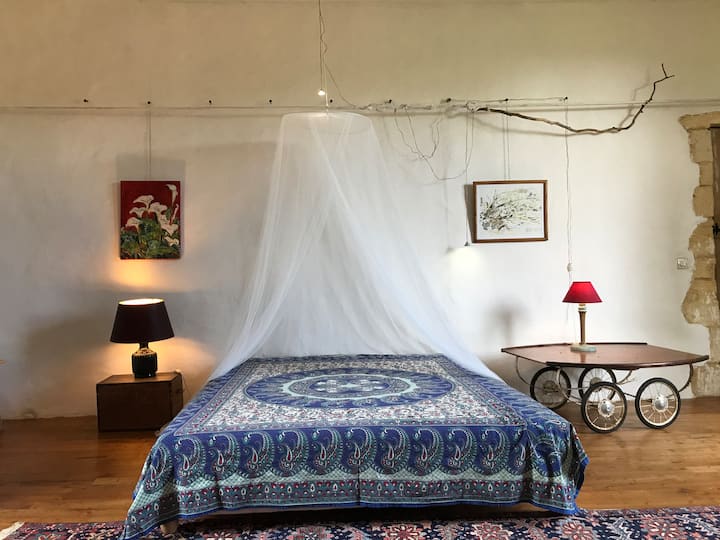 Atelier D’art : Grande Chambre Renaissance ! - Le Bugue
