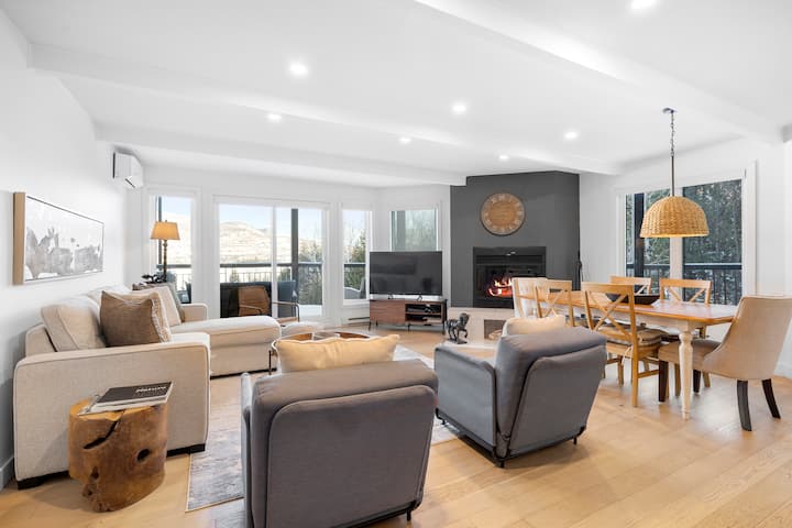 Huge 3 Bedroom Condo With A View - Mont-Tremblant