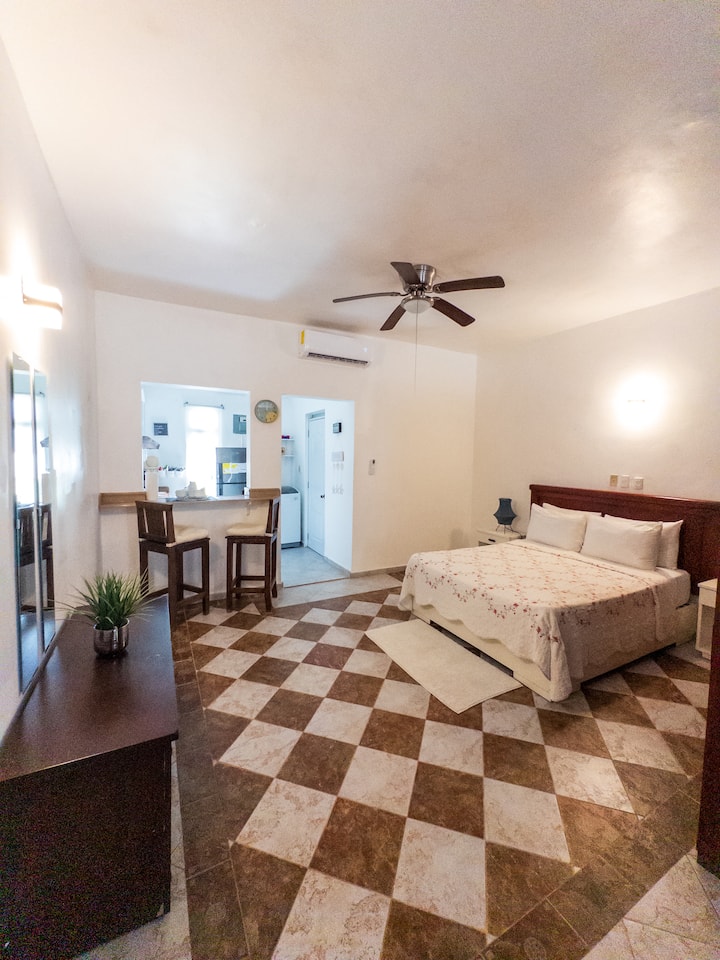 Cozy 1br • Ac • Hot Water • Steps To The Beach - Puerto Plata