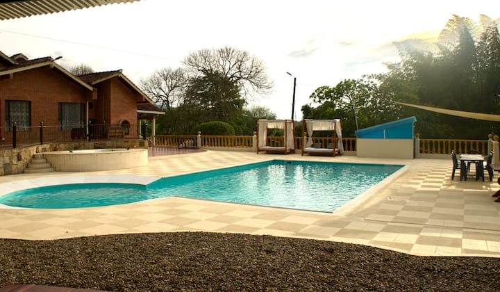 Private Ecolodge Maha Kali - Fusagasugá