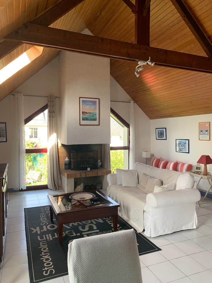 Charmant Loft Très Calme Sur Jardin, Centre-ville - Cancale