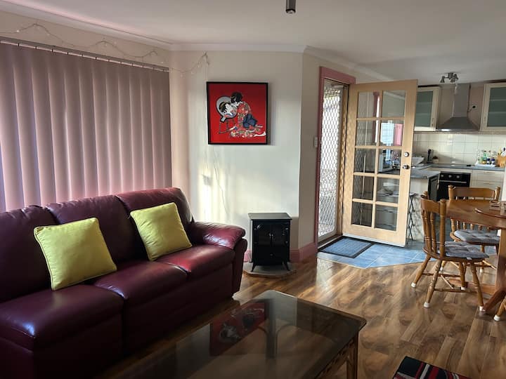 Homely Garden Getaway, Minutes From Beach And Pier - Portarlington