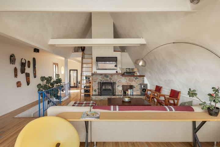 Cozy A-frame Retreat In Niagara Wine Country - Beamsville