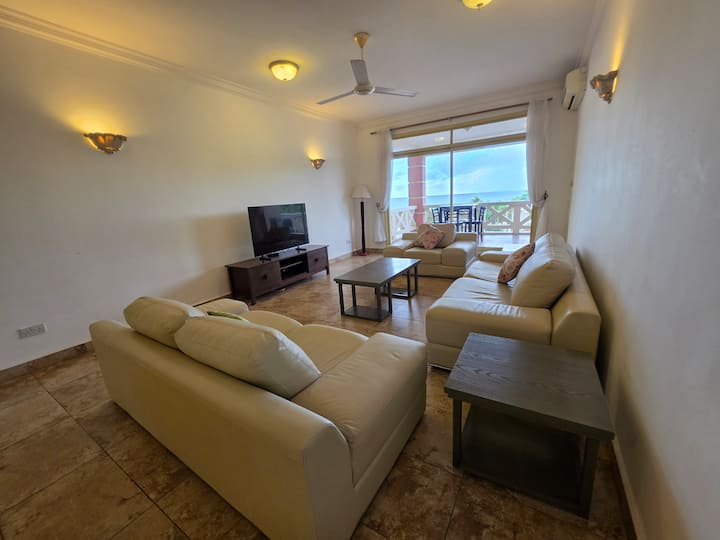 Ocean View Apartment Close To Amenities - Dar es Salam