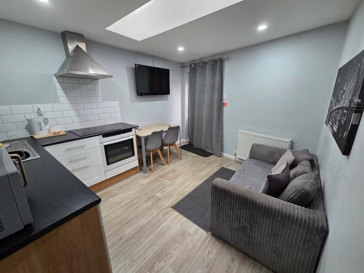 No. 1b Smart Apartments, 0.5 Miles From Centre - Newark-on-Trent