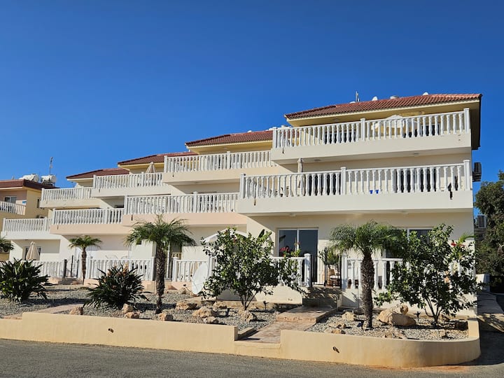 Nissi Beach Penthouse - Large Balcony/seaview/wifi - Nissi Beach