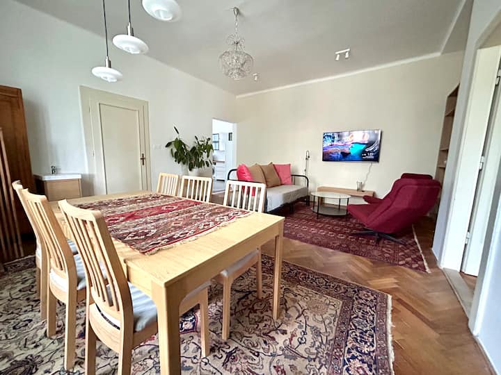 Large Garden Villa Suite Business-leisure-sports - Prague