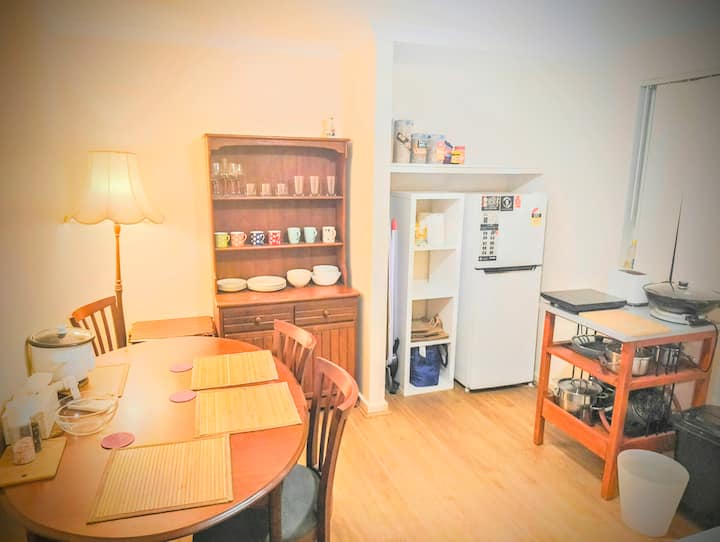 Self-contained Granny-flat Nr Vic Pk Airport Perth - Perth