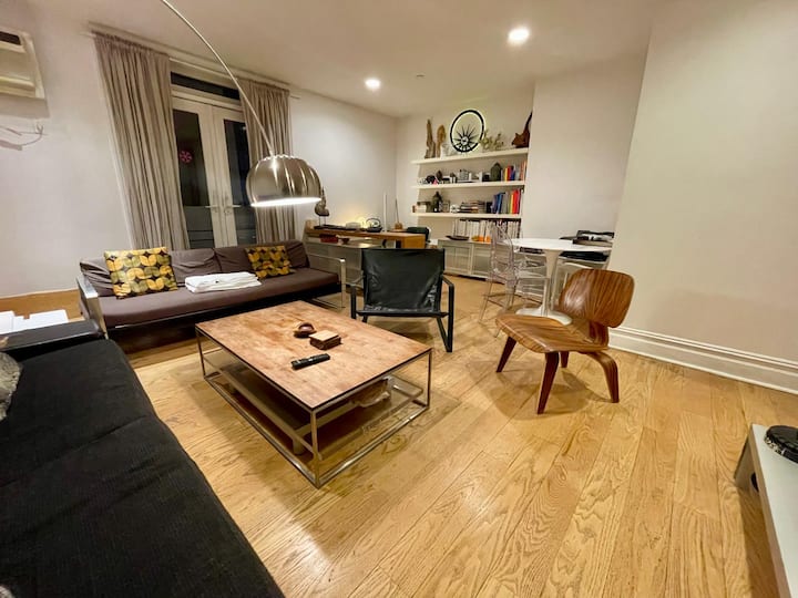 Amazing Large Luxury Apt On Bedford Ave - New York City