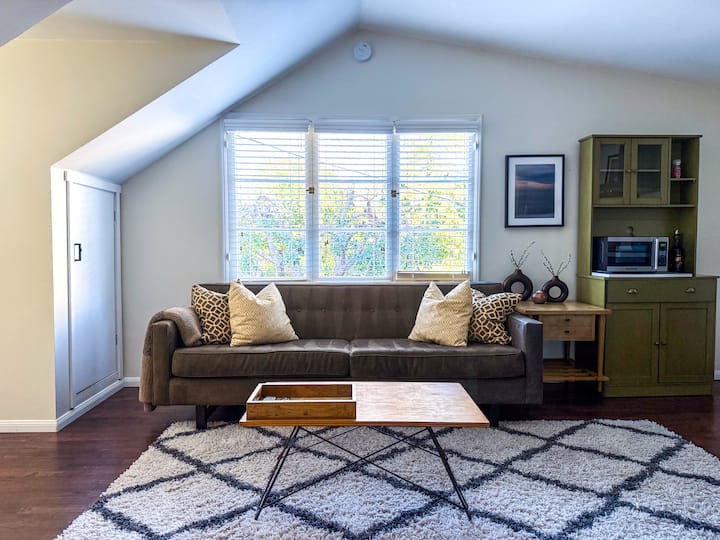 Valley Gem! - Los Angeles, CA