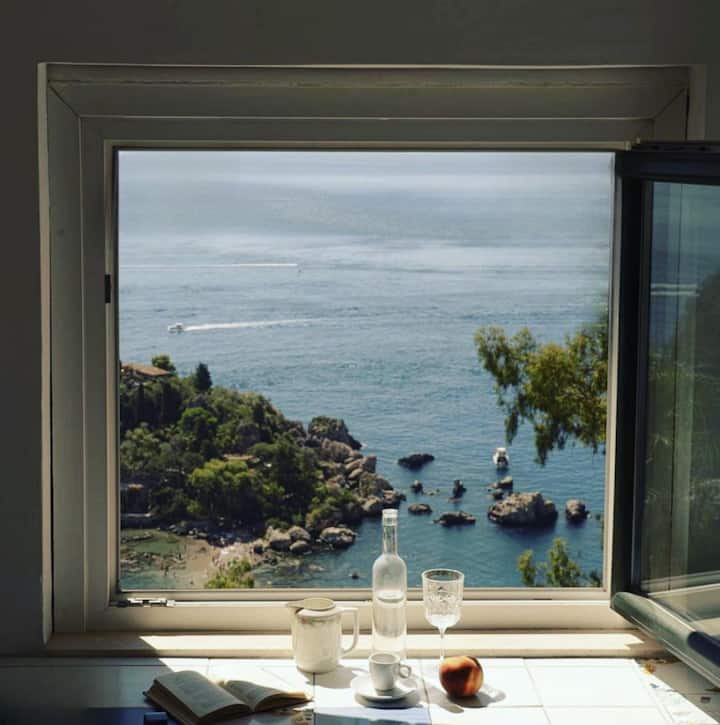 La Bergerie With Stunning Isolabella Sea View - Taormina