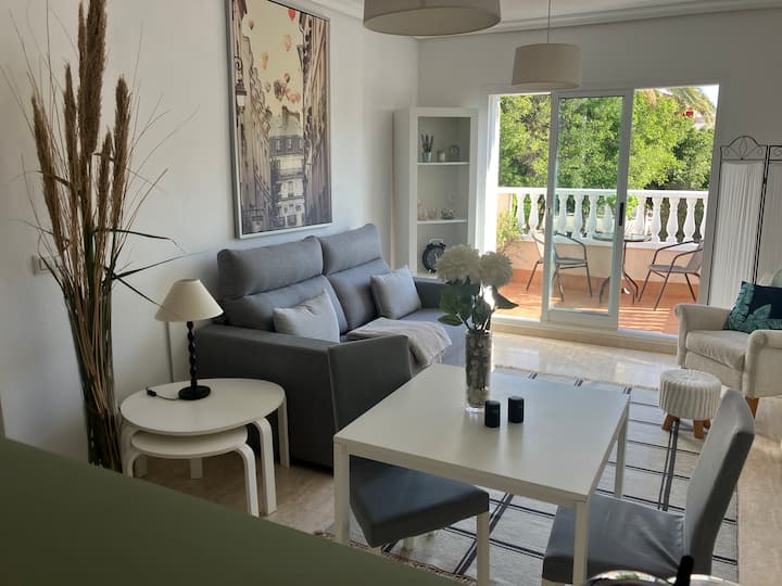 Krásný Apartmán V Klidné Lokalitě
Pro 2+2 Osoby - Pilar de la Horadada