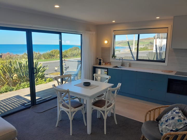Sea View Apartment 1 (Seascape) - South Island