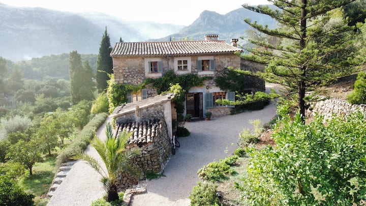18th Century Country House 5bd + Pool - Sóller